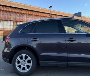 Violet Audi Q5 2009 in Klaipeda, with an engine capacity of 1.98 L and mileage of 261 thousand km for 7500 €, photo 9 on AUTOMOTO.COM.LV