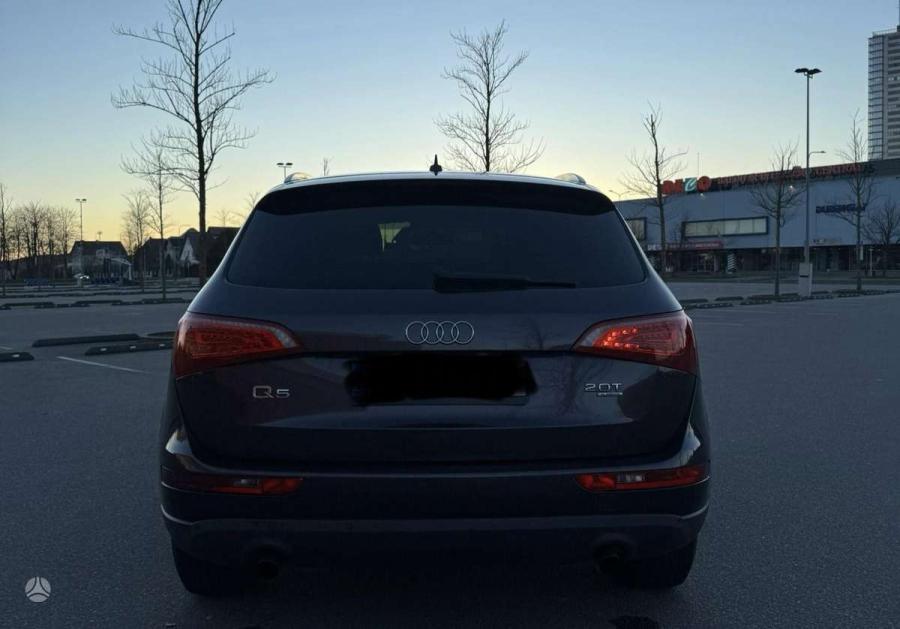 Violet Audi Q5 2009 in Klaipeda, with an engine capacity of 1.98 L and mileage of 261 thousand km for 7500 €, photo 10 on AUTOMOTO.COM.LV