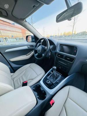 Violet Audi Q5 2009 in Klaipeda, with an engine capacity of 1.98 L and mileage of 261 thousand km for 7500 €, photo 15 on AUTOMOTO.COM.LV