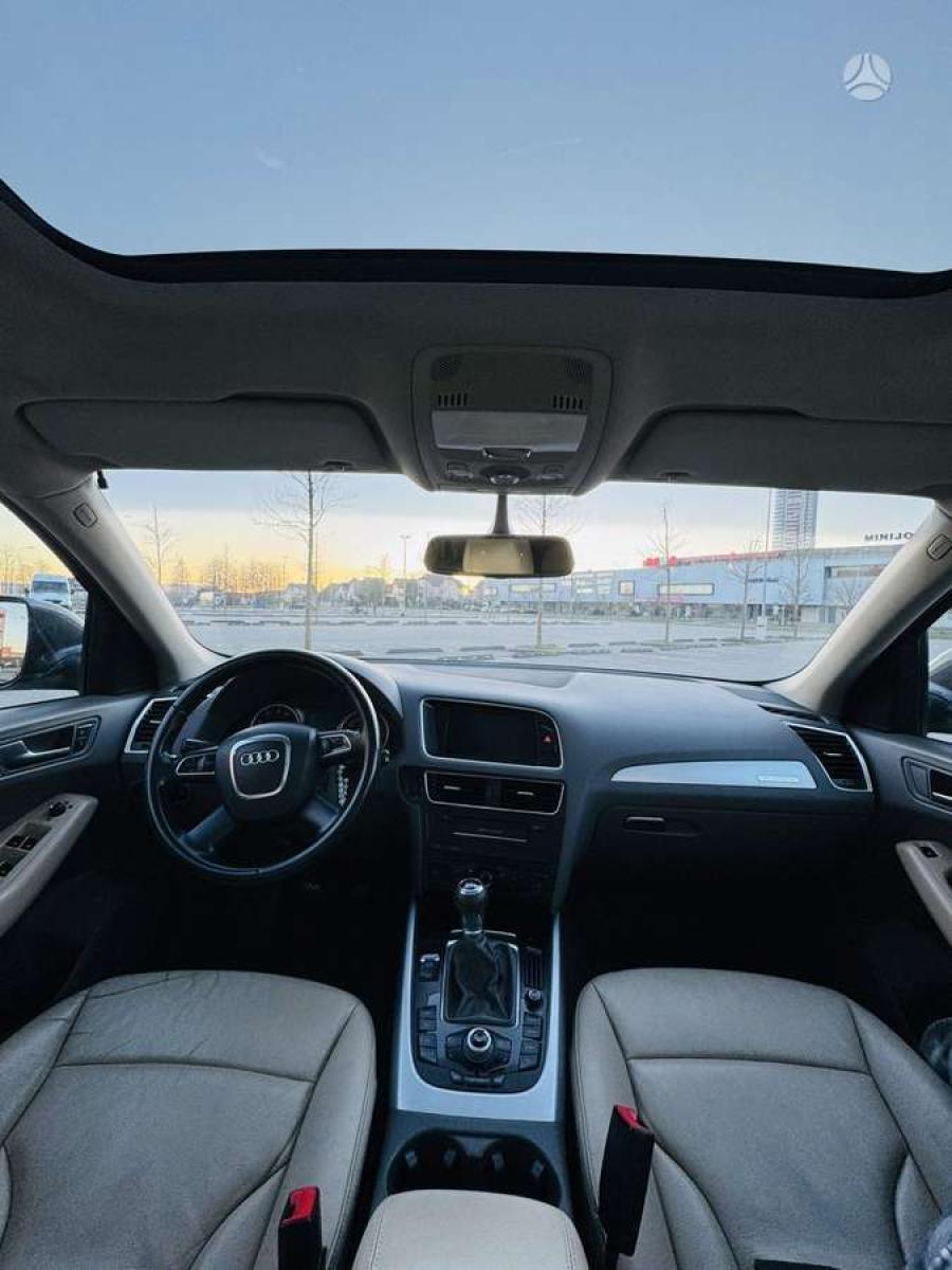 Violet Audi Q5 2009 in Klaipeda, with an engine capacity of 1.98 L and mileage of 261 thousand km for 7500 €, photo 20 on AUTOMOTO.COM.LV