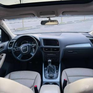 Violet Audi Q5 2009 in Klaipeda, with an engine capacity of 1.98 L and mileage of 261 thousand km for 7500 €, photo 21 on AUTOMOTO.COM.LV