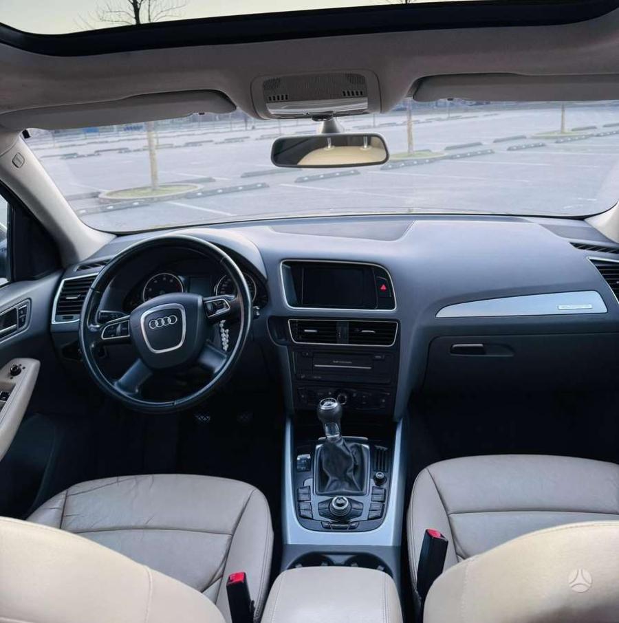 Violet Audi Q5 2009 in Klaipeda, with an engine capacity of 1.98 L and mileage of 261 thousand km for 7500 €, photo 21 on AUTOMOTO.COM.LV
