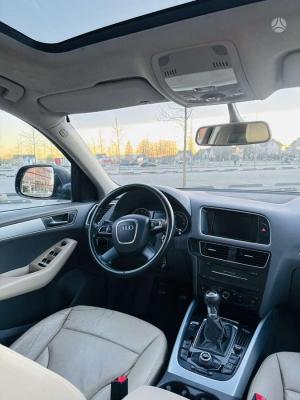 Violet Audi Q5 2009 in Klaipeda, with an engine capacity of 1.98 L and mileage of 261 thousand km for 7500 €, photo 22 on AUTOMOTO.COM.LV