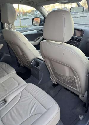 Violet Audi Q5 2009 in Klaipeda, with an engine capacity of 1.98 L and mileage of 261 thousand km for 7500 €, photo 24 on AUTOMOTO.COM.LV
