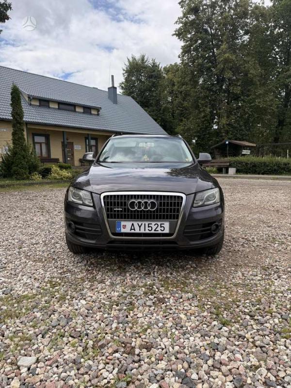 Violet Audi Q5 2009 in Kaunas, with an engine capacity of 1.97 L and mileage of 234 thousand km for 8100 €, photo 3 on AUTOMOTO.COM.LV