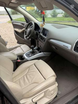 Violet Audi Q5 2009 in Kaunas, with an engine capacity of 1.97 L and mileage of 234 thousand km for 8100 €, photo 13 on AUTOMOTO.COM.LV