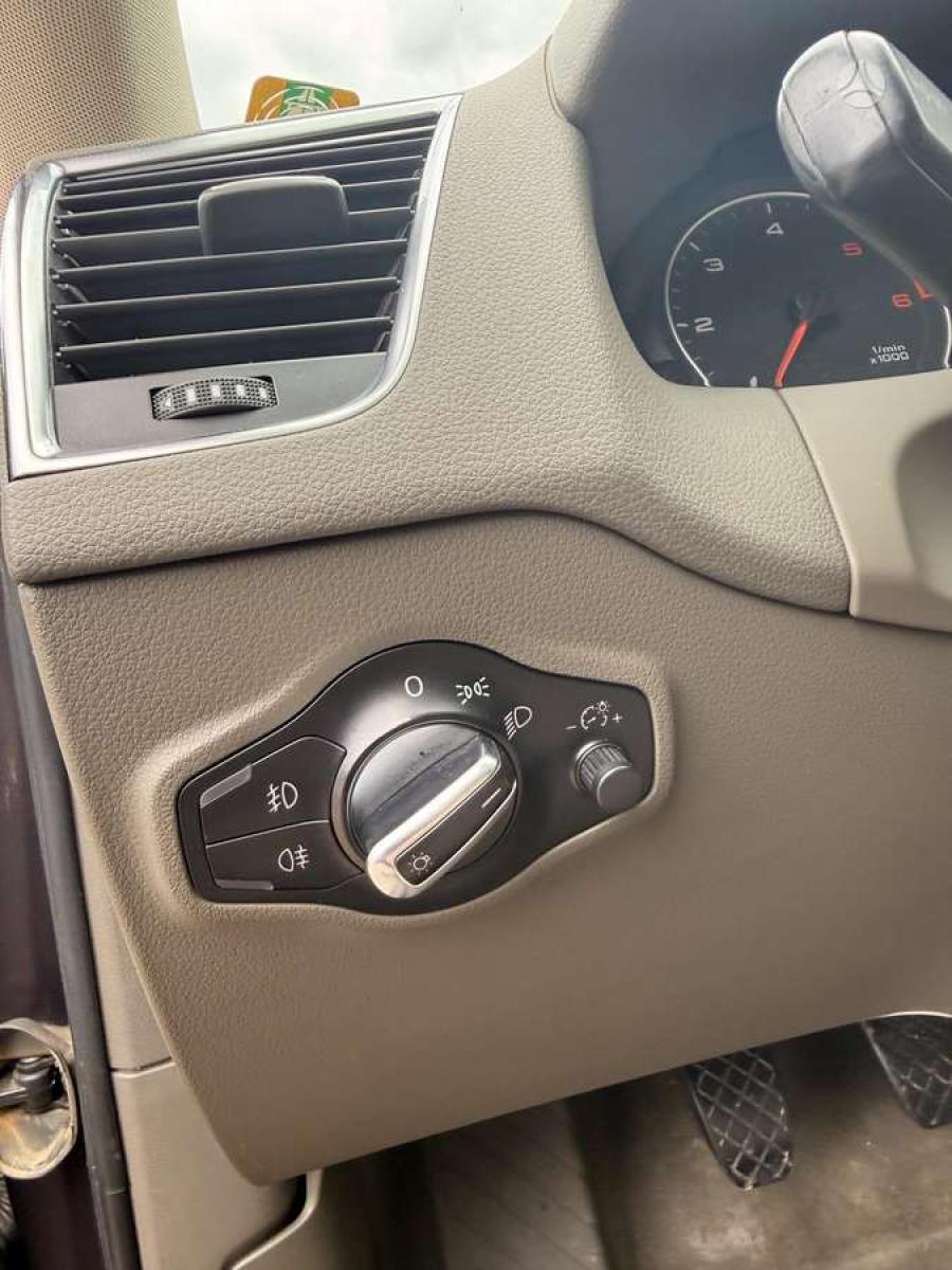 Violet Audi Q5 2009 in Kaunas, with an engine capacity of 1.97 L and mileage of 234 thousand km for 8100 €, photo 15 on AUTOMOTO.COM.LV