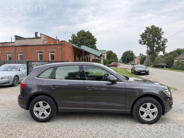Violet Audi Q5 2009 in Ventspils, with an engine capacity of 3.00 L and mileage of 286 thousand km for 9500 €, photo 8 on AUTOMOTO.COM.LV