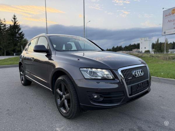 Violets Audi Q5 2009 Utena, ar dzinēja tilpumu 2.00 L un nobraukumu 262 tūkst. km par 7450 €, foto 1 vietnē AUTOMOTO.COM.LV