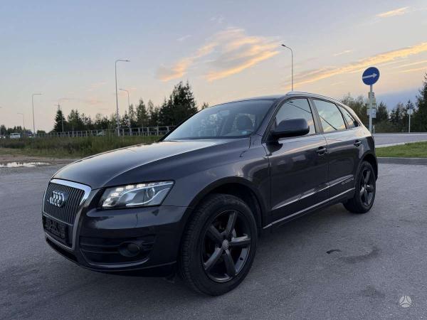 Violets Audi Q5 2009 Utena, ar dzinēja tilpumu 2.00 L un nobraukumu 262 tūkst. km par 7450 €, foto 8 vietnē AUTOMOTO.COM.LV