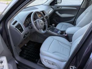 Violets Audi Q5 2009 Utena, ar dzinēja tilpumu 2.00 L un nobraukumu 262 tūkst. km par 7450 €, foto 10 vietnē AUTOMOTO.COM.LV