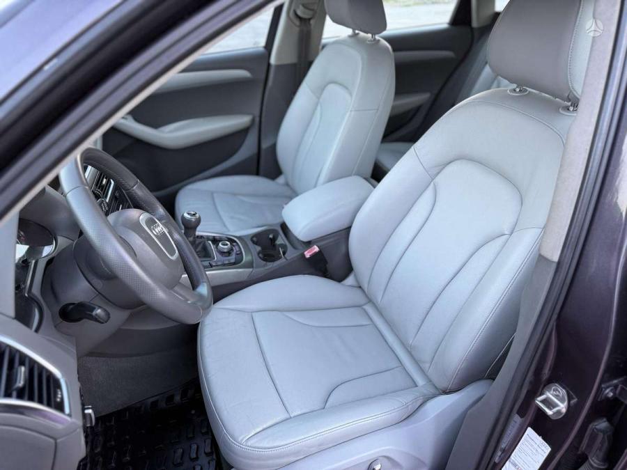 Violets Audi Q5 2009 Utena, ar dzinēja tilpumu 2.00 L un nobraukumu 262 tūkst. km par 7450 €, foto 11 vietnē AUTOMOTO.COM.LV