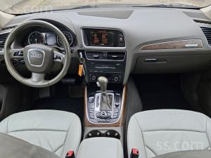 Violets Audi Q5 2009 Jēkabpils, ar dzinēja tilpumu 3.00 L un nobraukumu 380 tūkst. km par 5990 €, foto 20 vietnē AUTOMOTO.COM.LV