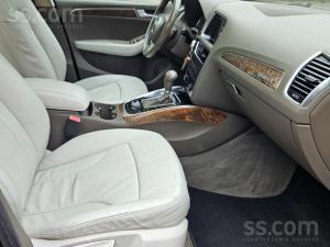 Violets Audi Q5 2009 Jēkabpils, ar dzinēja tilpumu 3.00 L un nobraukumu 380 tūkst. km par 5990 €, foto 22 vietnē AUTOMOTO.COM.LV