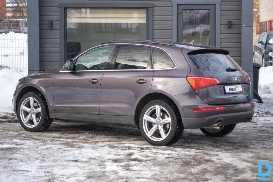 Violet Audi Q5 2010 in Liepaja, with an engine capacity of 3.00 L and mileage of 239 thousand km for 8500 €, photo 2 on AUTOMOTO.COM.LV