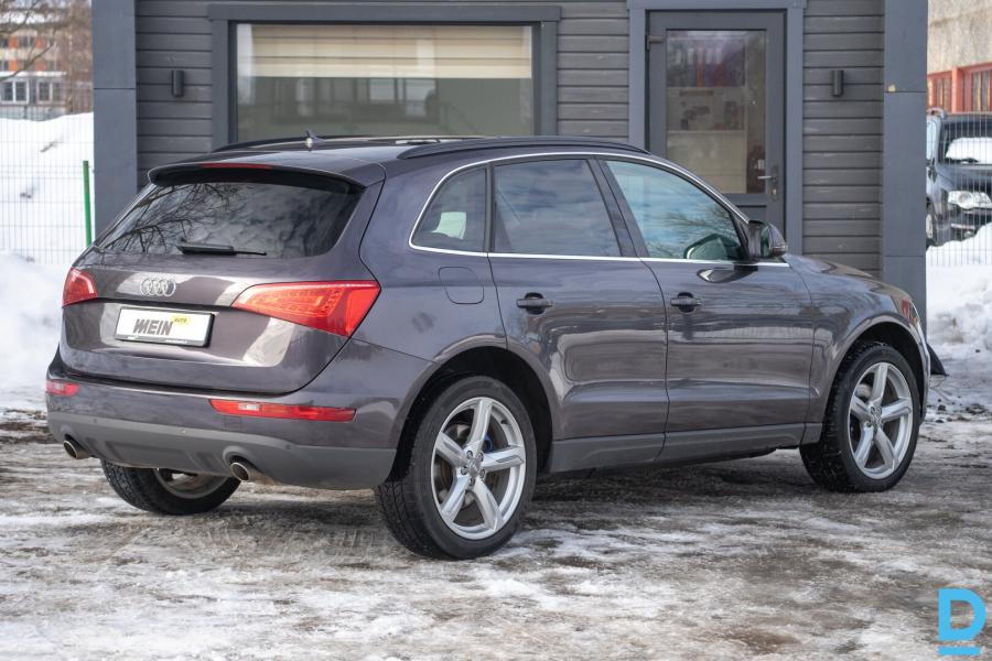 Violet Audi Q5 2010 in Liepaja, with an engine capacity of 3.00 L and mileage of 239 thousand km for 8500 €, photo 3 on AUTOMOTO.COM.LV