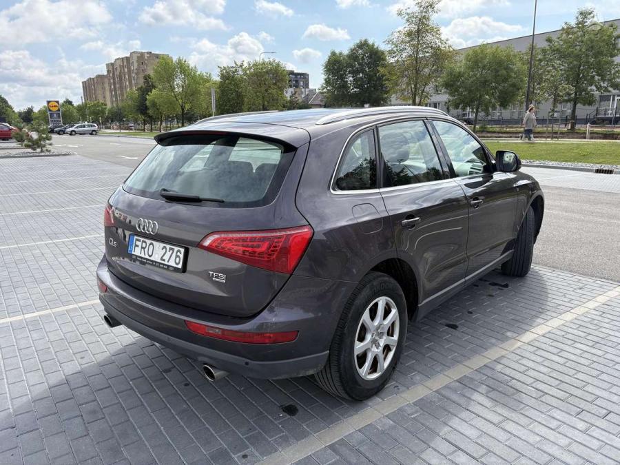 Violet Audi Q5 2011 in Kaunas, with an engine capacity of 1.98 L and mileage of 143 thousand km for 9999 €, photo 5 on AUTOMOTO.COM.LV