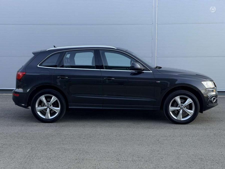 Violet Audi Q5 2013 in Utena, with an engine capacity of 2.97 L and mileage of 310 thousand km for 12490 €, photo 13 on AUTOMOTO.COM.LV