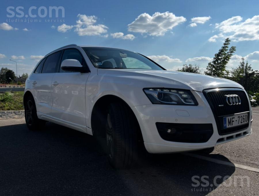 White Audi Q5 2008 in Daugavpils, with an engine capacity of 3.00 L and mileage of 338 thousand km for 9450 €, photo 4 on AUTOMOTO.COM.LV
