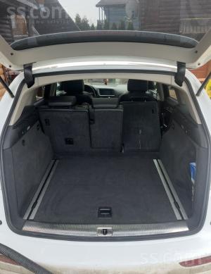 White Audi Q5 2008 in Daugavpils, with an engine capacity of 3.00 L and mileage of 338 thousand km for 9450 €, photo 13 on AUTOMOTO.COM.LV