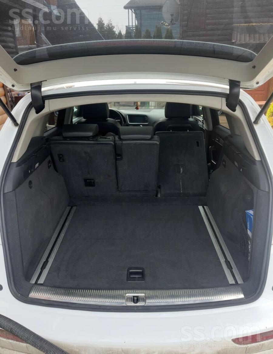 White Audi Q5 2008 in Daugavpils, with an engine capacity of 3.00 L and mileage of 338 thousand km for 9450 €, photo 13 on AUTOMOTO.COM.LV