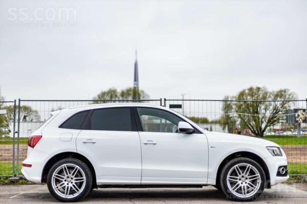 Balts Audi Q5 2009 Rīga, ar dzinēja tilpumu 3.00 L un nobraukumu 345 tūkst. km par 10990 €, foto 5 vietnē AUTOMOTO.COM.LV