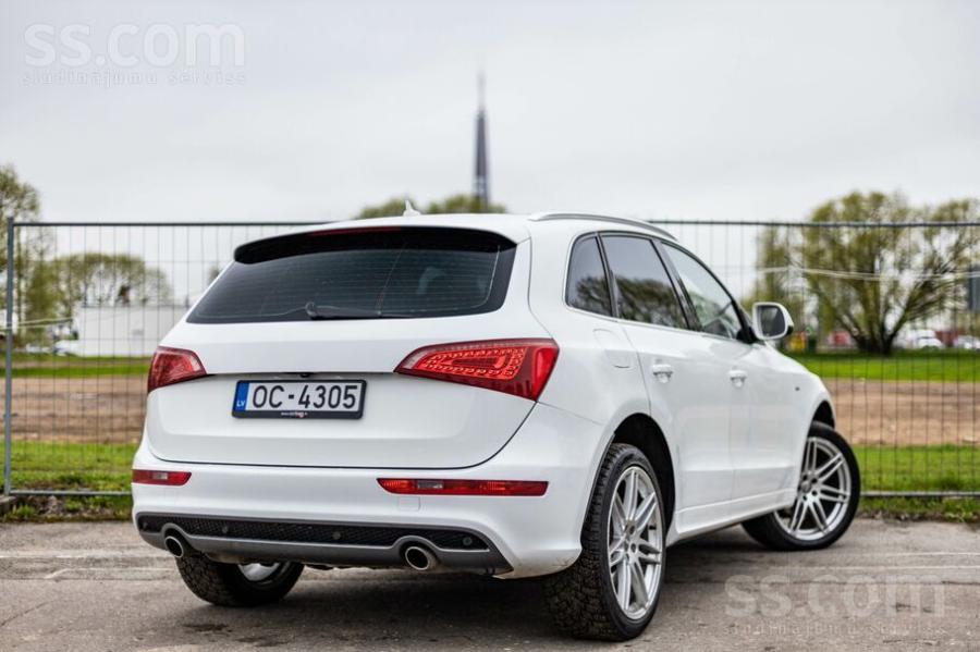 White Audi Q5 2009 in Riga, with an engine capacity of 3.00 L and mileage of 345 thousand km for 10990 €, photo 6 on AUTOMOTO.COM.LV
