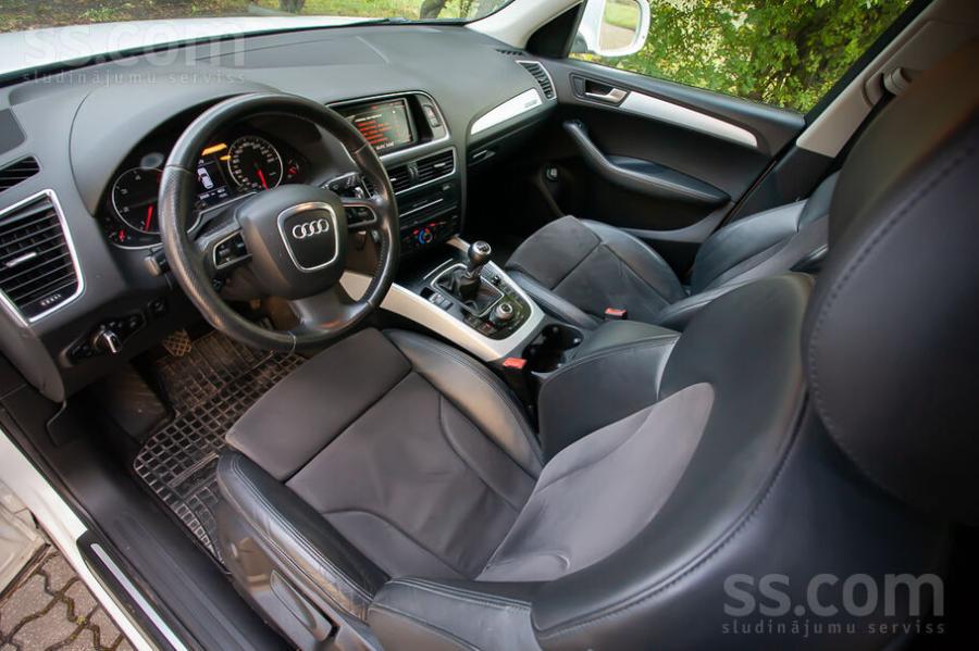 Balts Audi Q5 2009 Tukums, ar dzinēja tilpumu 2.00 L un nobraukumu 0 tūkst. km par 7550 €, foto 9 vietnē AUTOMOTO.COM.LV