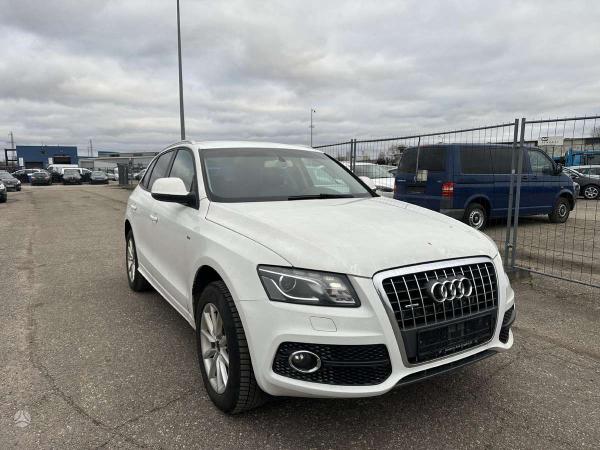 Balts Audi Q5 2009 Marijampole, ar dzinēja tilpumu 1.97 L un nobraukumu 348 tūkst. km par 4650 €, foto 2 vietnē AUTOMOTO.COM.LV