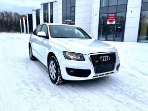 White Audi Q5 2009 in Kaunas, with an engine capacity of 2.00 L and mileage of 215 thousand km for 7599 €, photo 2 on AUTOMOTO.COM.LV