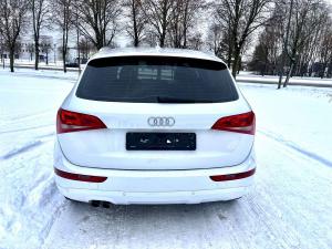 White Audi Q5 2009 in Kaunas, with an engine capacity of 2.00 L and mileage of 215 thousand km for 7599 €, photo 6 on AUTOMOTO.COM.LV
