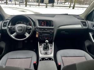 White Audi Q5 2009 in Kaunas, with an engine capacity of 2.00 L and mileage of 215 thousand km for 7599 €, photo 11 on AUTOMOTO.COM.LV