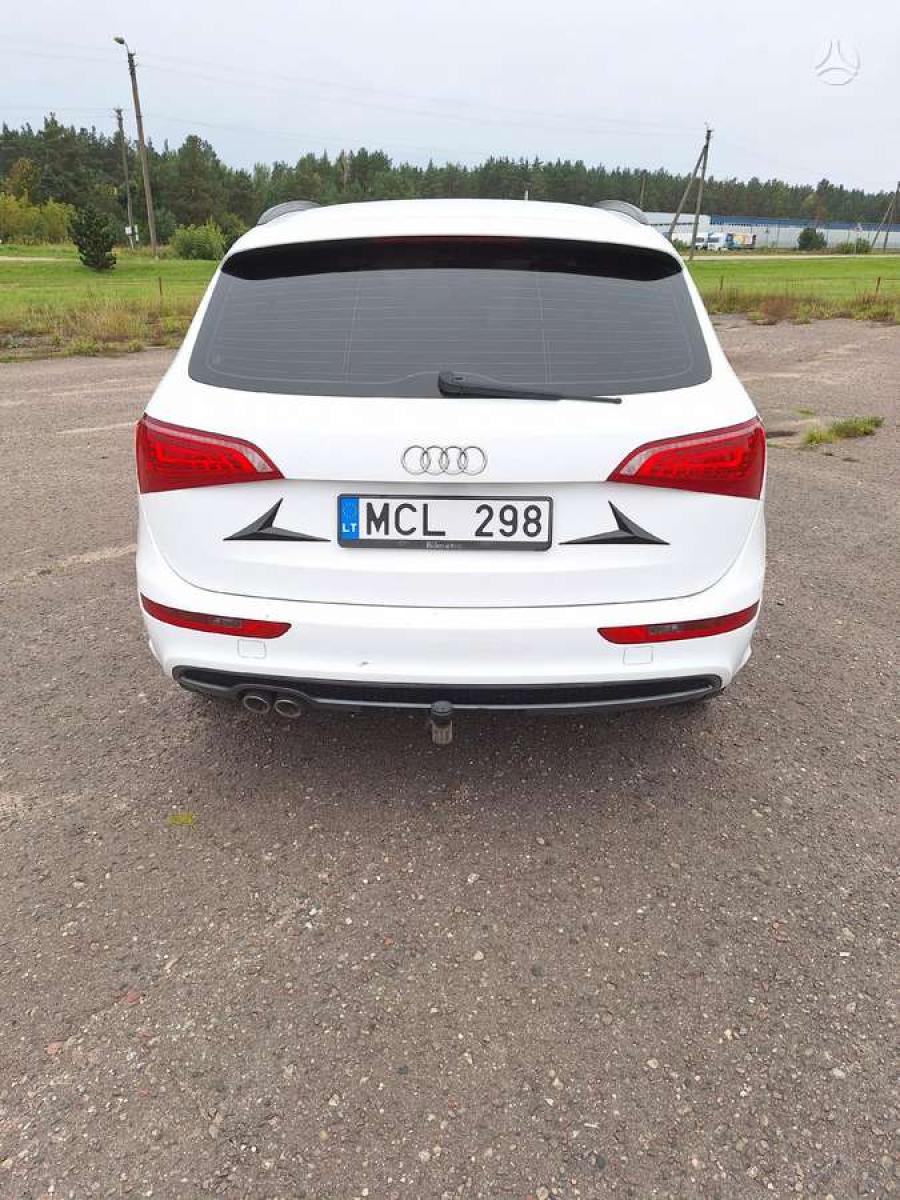White Audi Q5 2009 in Vilnius, with an engine capacity of 2.00 L and mileage of 290 thousand km for 9200 €, photo 4 on AUTOMOTO.COM.LV
