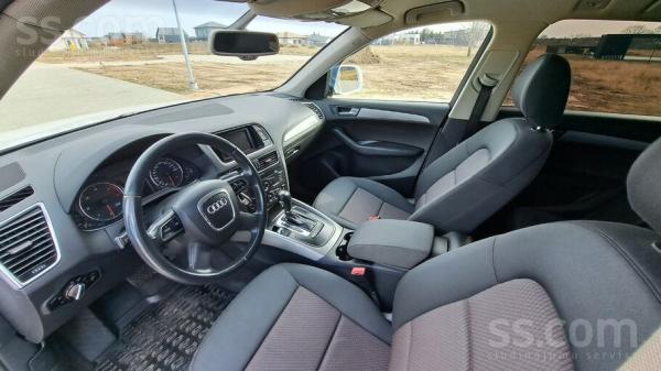 Белый Ауди Ку 5 2009 в Рига, объемом двигателя 2.00 л и пробегом 335 тыс. км за 7955 €, фото 6 на AUTOMOTO.COM.LV