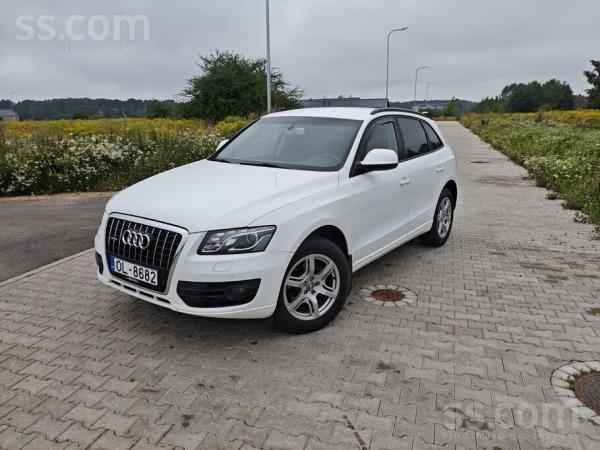 Белый Ауди Ку 5 2009 в Рига, объемом двигателя 2.00 л и пробегом 335 тыс. км за 7655 €, фото 1 на AUTOMOTO.COM.LV