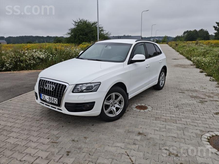 Белый Ауди Ку 5 2009 в Рига, объемом двигателя 2.00 л и пробегом 335 тыс. км за 7655 €, фото 1 на AUTOMOTO.COM.LV