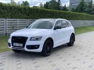 Balts Audi Q5 2009 Rīga, ar dzinēja tilpumu 2.00 L un nobraukumu 379 tūkst. km par 8790 €, foto 3 vietnē AUTOMOTO.COM.LV