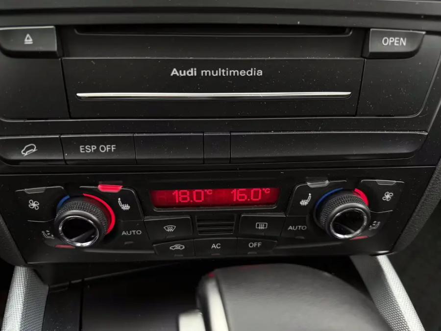 Balts Audi Q5 2009 Rīga, ar dzinēja tilpumu 3.00 L un nobraukumu 293 tūkst. km par 7900 €, foto 16 vietnē AUTOMOTO.COM.LV