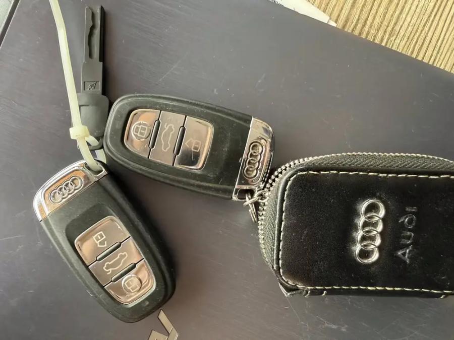 Balts Audi Q5 2009 Rīga, ar dzinēja tilpumu 3.00 L un nobraukumu 293 tūkst. km par 7900 €, foto 19 vietnē AUTOMOTO.COM.LV