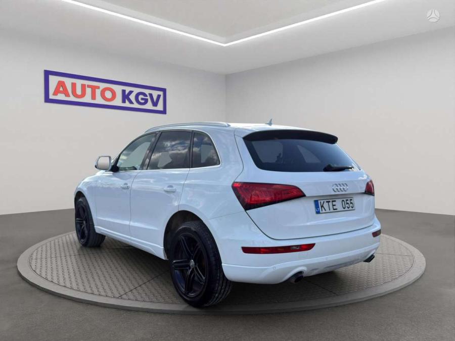 Белый Ауди Ку 5 2009 в Каунас, объемом двигателя 3.00 л и пробегом 419 тыс. км за 7499 €, фото 4 на AUTOMOTO.COM.LV
