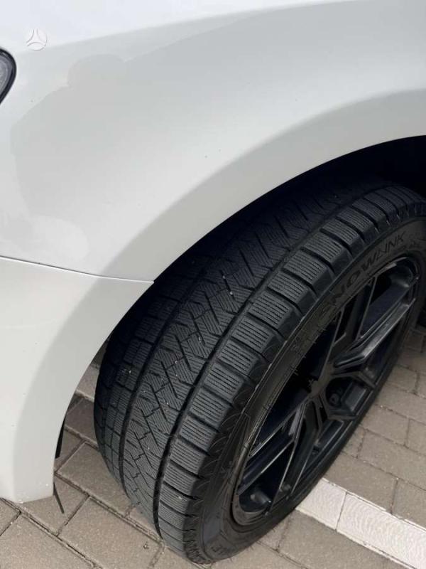 White Audi Q5 2009 in Kaunas, with an engine capacity of 3.00 L and mileage of 314 thousand km for 7499 €, photo 5 on AUTOMOTO.COM.LV