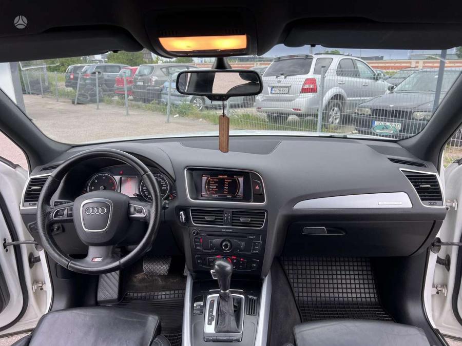 White Audi Q5 2009 in Kaunas, with an engine capacity of 3.00 L and mileage of 314 thousand km for 7499 €, photo 11 on AUTOMOTO.COM.LV