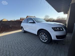 Balts Audi Q5 2009 Panevēža, ar dzinēja tilpumu 2.00 L un nobraukumu 270 tūkst. km par 8300 €, foto 4 vietnē AUTOMOTO.COM.LV