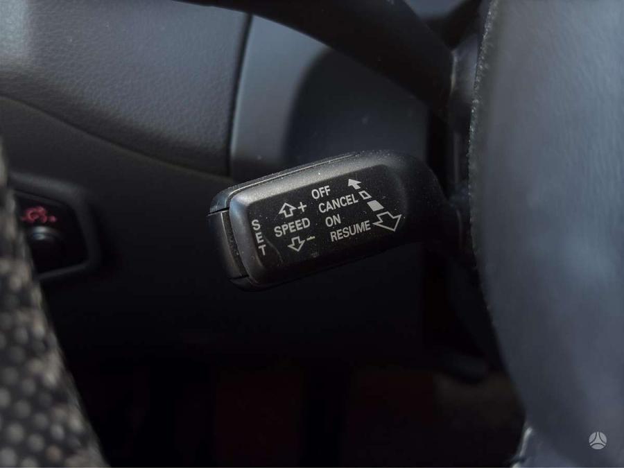 White Audi Q5 2009 in Kaunas, with an engine capacity of 3.00 L and mileage of 419 thousand km for 7499 €, photo 20 on AUTOMOTO.COM.LV