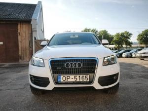 White Audi Q5 2009 in Cesis, with an engine capacity of 2.00 L and mileage of 266 thousand km for 7750 €, photo 3 on AUTOMOTO.COM.LV