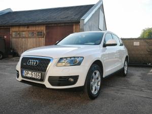 White Audi Q5 2009 in Cesis, with an engine capacity of 2.00 L and mileage of 266 thousand km for 7750 €, photo 4 on AUTOMOTO.COM.LV