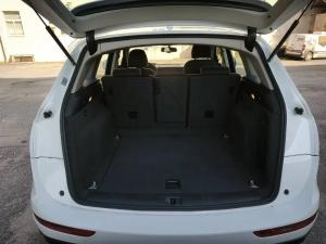 White Audi Q5 2009 in Cesis, with an engine capacity of 2.00 L and mileage of 266 thousand km for 7750 €, photo 10 on AUTOMOTO.COM.LV