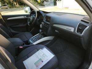 White Audi Q5 2009 in Cesis, with an engine capacity of 2.00 L and mileage of 266 thousand km for 7750 €, photo 17 on AUTOMOTO.COM.LV