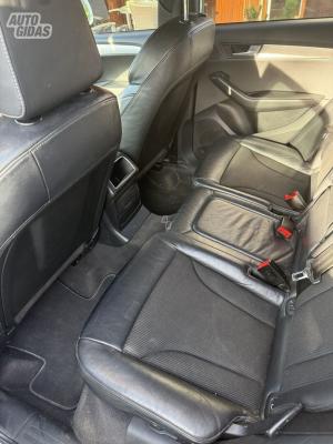 Balts Audi Q5 2009 Telšiai, ar dzinēja tilpumu 2.00 L un nobraukumu 339 tūkst. km par 6500 €, foto 11 vietnē AUTOMOTO.COM.LV