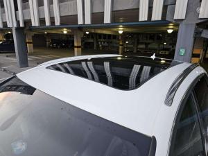 White Audi Q5 2009 in Vilnius, with an engine capacity of 1.97 L and mileage of 292 thousand km for 6900 €, photo 13 on AUTOMOTO.COM.LV